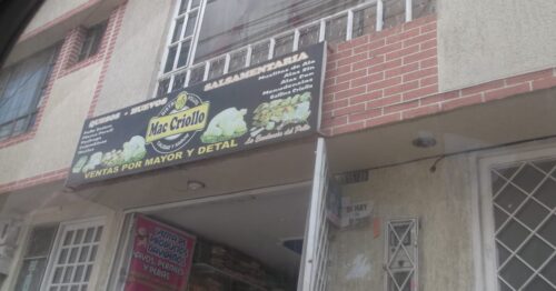 DISTRI POLLOS MAC CRIOLLO - Direccion Colombia